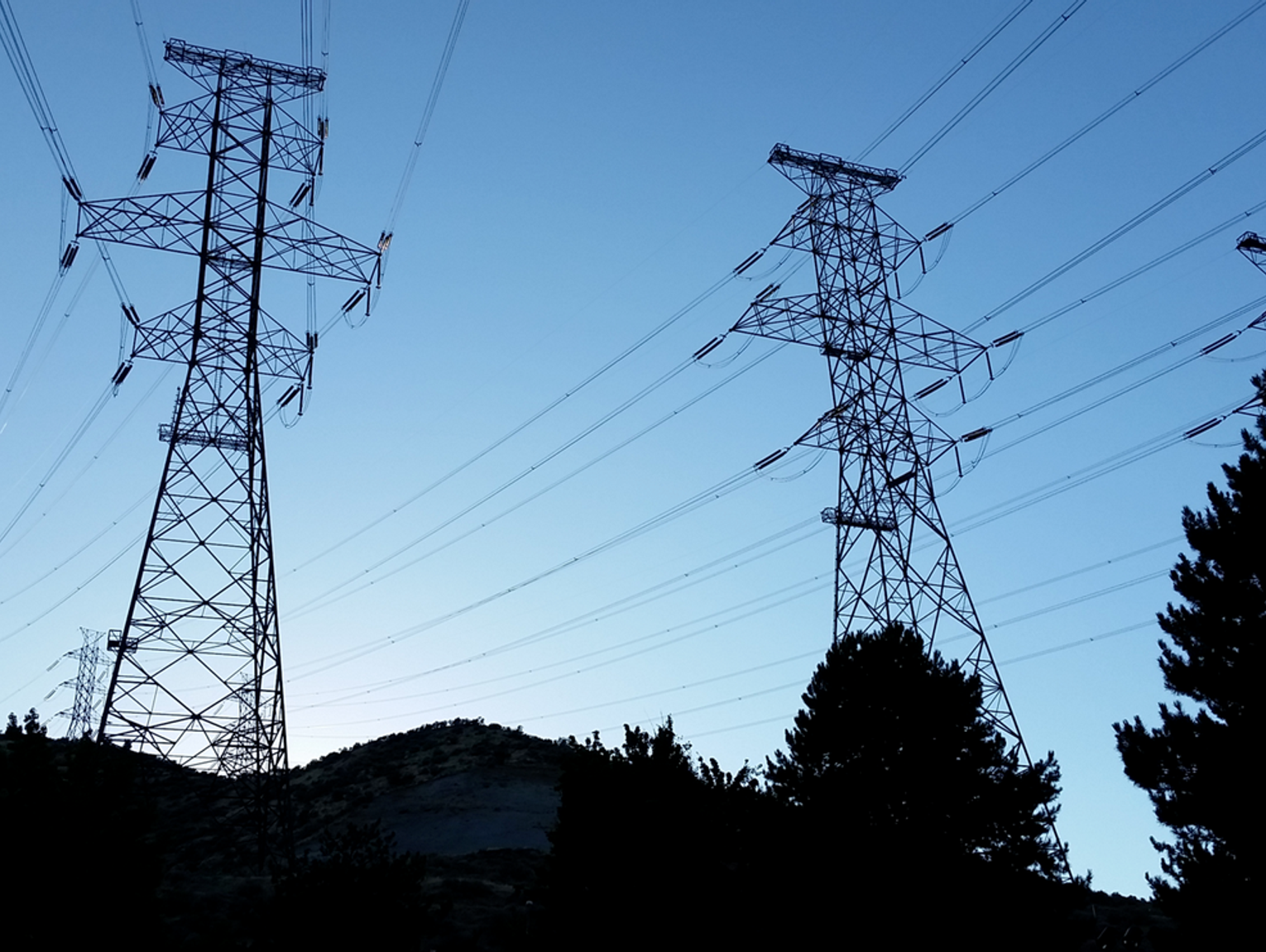 Commissioners plan lawsuit against transmission line project