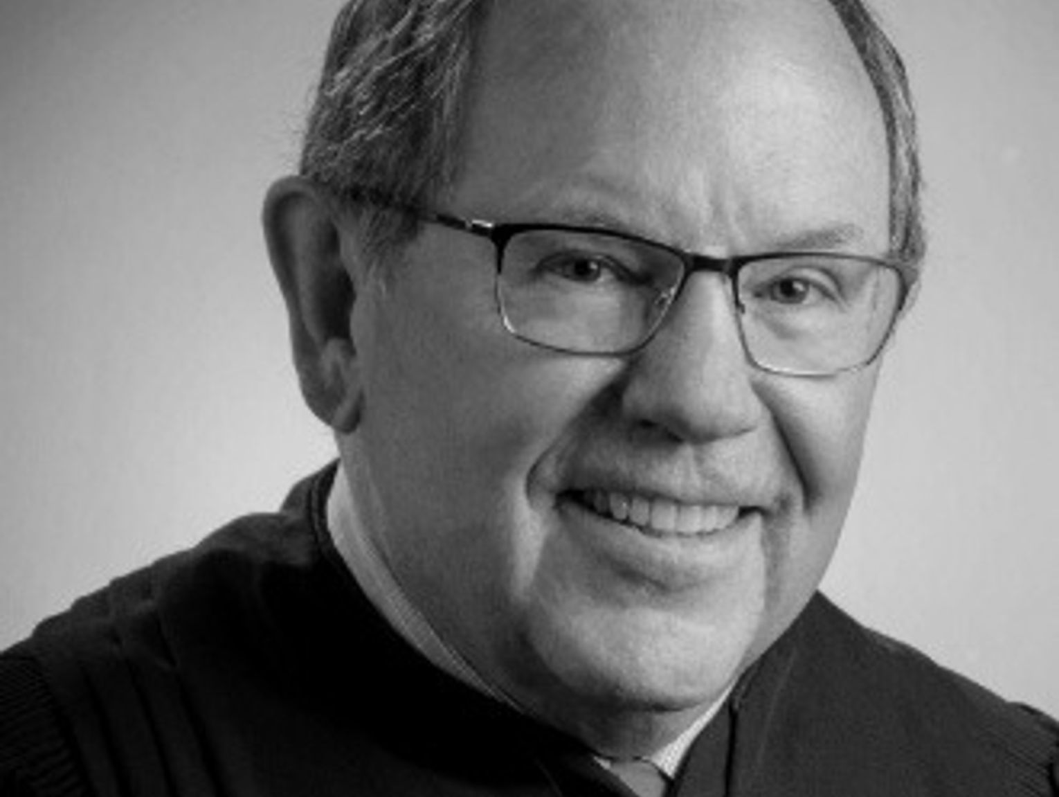 Former judge issues invite to coffee